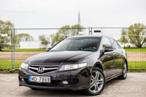 Sarkans Honda Accord 2007 Rīga, ar dzinēja tilpumu 2.00 L un nobraukumu 271 tūkst. km par 2500 €, foto 1 vietnē AUTOMOTO.COM.LV
