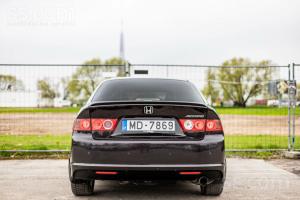 Sarkans Honda Accord 2007 Rīga, ar dzinēja tilpumu 2.00 L un nobraukumu 271 tūkst. km par 2500 €, foto 8 vietnē AUTOMOTO.COM.LV