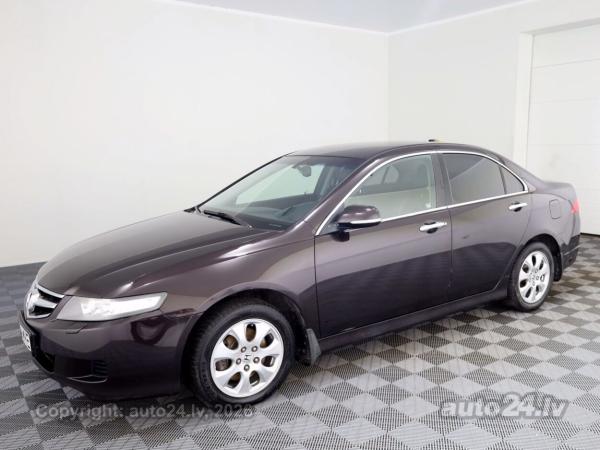 Sarkans Honda Accord 2007 Tallina, ar dzinēja tilpumu 2.00 L un nobraukumu 223 tūkst. km par 2199 €, foto 2 vietnē AUTOMOTO.COM.LV