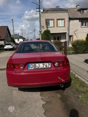 Red Honda Accord 2007 in Kaunas, with an engine capacity of 2.00 L and mileage of 317 thousand km for 700 €, photo 5 on AUTOMOTO.COM.LV