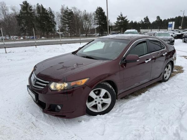 Red Honda Accord 2010 in Riga, with an engine capacity of 2.00 L and mileage of 0 thousand km for 4999 €, photo 2 on AUTOMOTO.COM.LV