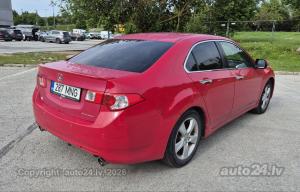Red Honda Accord 2010 in Tallinn, with an engine capacity of 2.40 L and mileage of 218 thousand km for 3800 €, photo 6 on AUTOMOTO.COM.LV