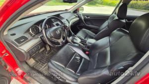 Red Honda Accord 2010 in Tallinn, with an engine capacity of 2.40 L and mileage of 218 thousand km for 3800 €, photo 7 on AUTOMOTO.COM.LV