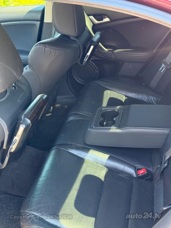 Sarkans Honda Accord 2011 Tallina, ar dzinēja tilpumu 2.00 L un nobraukumu 203 tūkst. km par 6000 €, foto 4 vietnē AUTOMOTO.COM.LV