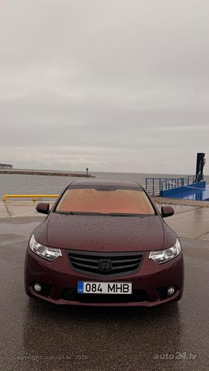 Sarkans Honda Accord 2011 Viljandi, ar dzinēja tilpumu 2.00 L un nobraukumu 155 tūkst. km par 7390 €, foto 7 vietnē AUTOMOTO.COM.LV