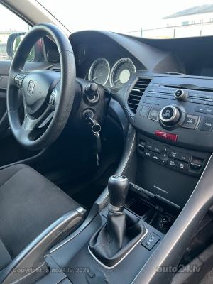 Sarkans Honda Accord 2012 Narva, ar dzinēja tilpumu 2.00 L un nobraukumu 365 tūkst. km par 2999 €, foto 14 vietnē AUTOMOTO.COM.LV