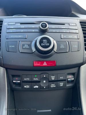 Sarkans Honda Accord 2012 Narva, ar dzinēja tilpumu 2.00 L un nobraukumu 365 tūkst. km par 2999 €, foto 19 vietnē AUTOMOTO.COM.LV