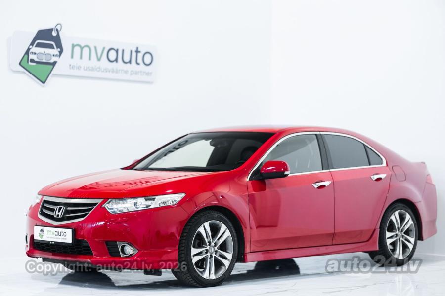Sarkans Honda Accord 2014 Tallina, ar dzinēja tilpumu 2.40 L un nobraukumu 223 tūkst. km par 6990 €, foto 1 vietnē AUTOMOTO.COM.LV