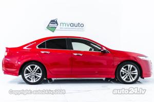 Sarkans Honda Accord 2014 Tallina, ar dzinēja tilpumu 2.40 L un nobraukumu 223 tūkst. km par 6990 €, foto 11 vietnē AUTOMOTO.COM.LV