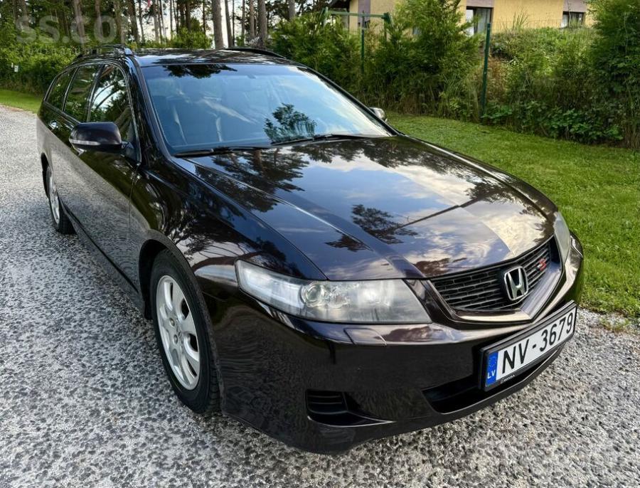 Красный Хонда Аккорд 2006 в Рига, объемом двигателя 2.00 л и пробегом 191 тыс. км за 2100 €, фото 4 на AUTOMOTO.COM.LV