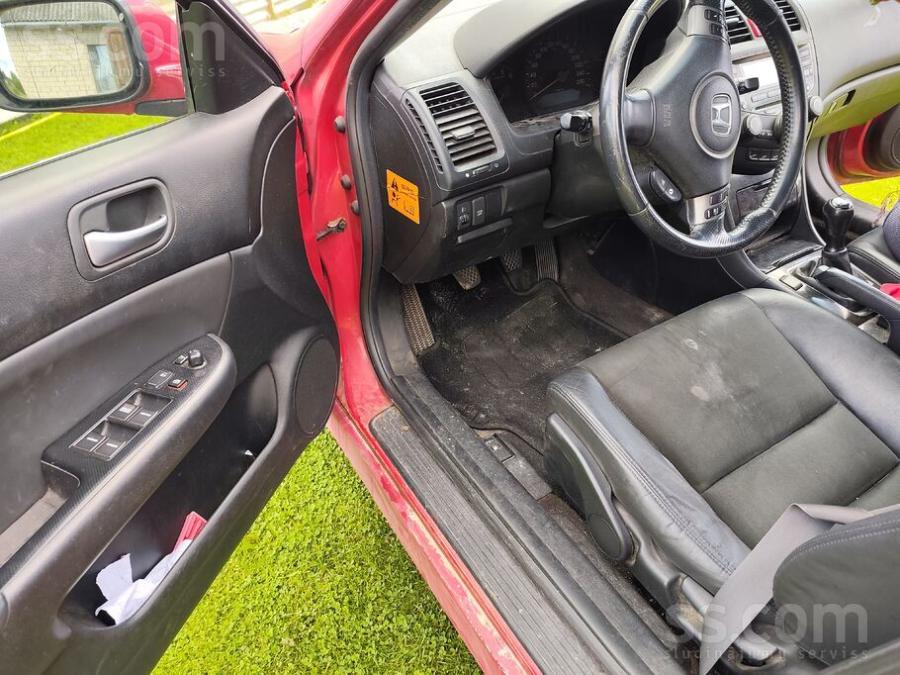 Red Honda Accord 2008 in Aizkraukle, with an engine capacity of 2.20 L and mileage of 0 thousand km for 850 €, photo 9 on AUTOMOTO.COM.LV