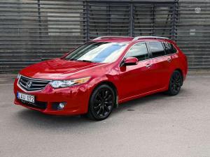 Sarkans Honda Accord 2009 Viļņa, ar dzinēja tilpumu 2.00 L un nobraukumu 367 tūkst. km par 3500 €, foto  vietnē AUTOMOTO.COM.LV
