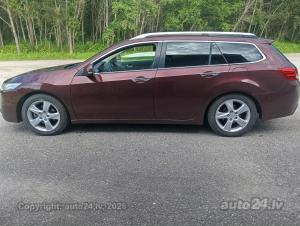 Sarkans Honda Accord 2011 Pērnava, ar dzinēja tilpumu 2.00 L un nobraukumu 250 tūkst. km par 4400 €, foto 6 vietnē AUTOMOTO.COM.LV