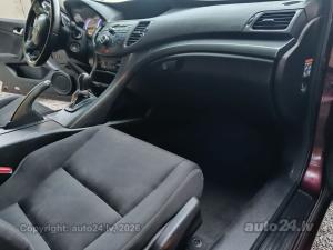Sarkans Honda Accord 2011 Pērnava, ar dzinēja tilpumu 2.00 L un nobraukumu 250 tūkst. km par 4400 €, foto 15 vietnē AUTOMOTO.COM.LV