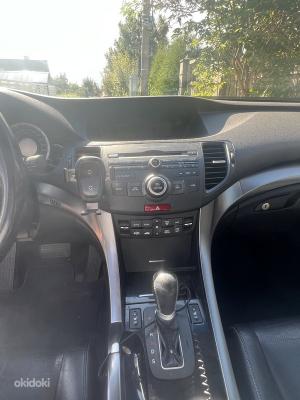 Sarkans Honda Accord 2015 Tallina, ar dzinēja tilpumu 2.00 L un nobraukumu 395 tūkst. km par 6950 €, foto 13 vietnē AUTOMOTO.COM.LV