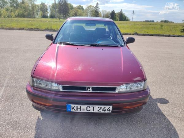 Honda Accord 1991 in Raseiniai, with an engine capacity of 2.00 L and mileage of 260 thousand km for 3650 €, photo 2 on AUTOMOTO.COM.LV