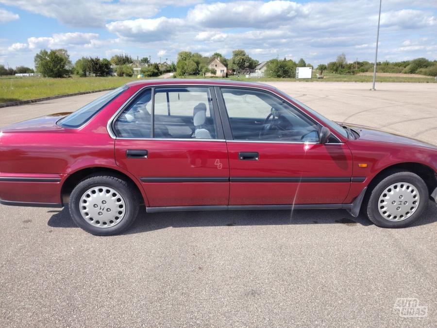 Honda Accord 1991 in Raseiniai, with an engine capacity of 2.00 L and mileage of 260 thousand km for 3650 €, photo 4 on AUTOMOTO.COM.LV