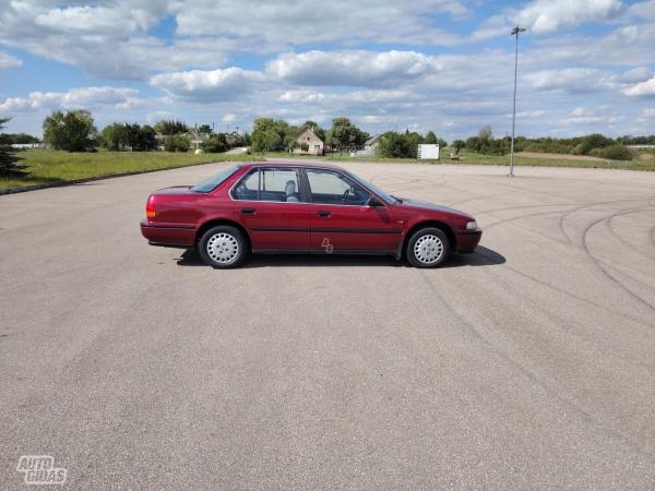 Honda Accord 1991 in Raseiniai, with an engine capacity of 2.00 L and mileage of 260 thousand km for 3650 €, photo 9 on AUTOMOTO.COM.LV