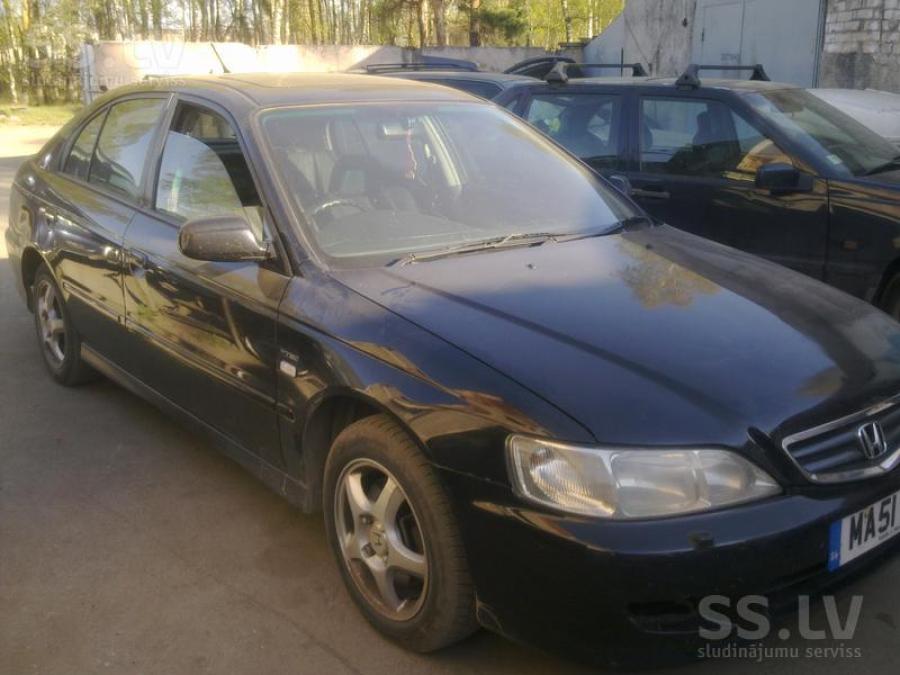 Honda Accord 1995 in Riga, with an engine capacity of 2.00 L and mileage of 0 thousand km for 4450 €, photo 5 on AUTOMOTO.COM.LV
