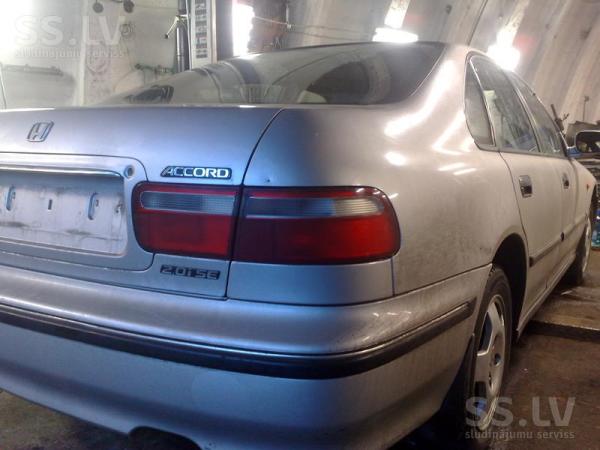 Honda Accord 1995 in Riga, with an engine capacity of 2.00 L and mileage of 0 thousand km for 8190 €, photo 2 on AUTOMOTO.COM.LV