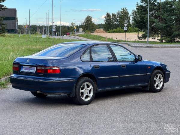 Honda Accord 1996 Viļņa, ar dzinēja tilpumu 1.80 L un nobraukumu 400 tūkst. km par 850 €, foto 3 vietnē AUTOMOTO.COM.LV