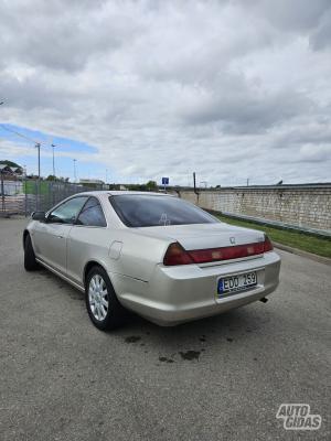 Honda Accord 1999 Klaipėda, ar dzinēja tilpumu 2.00 L un nobraukumu 343 tūkst. km par 2200 €, foto 6 vietnē AUTOMOTO.COM.LV
