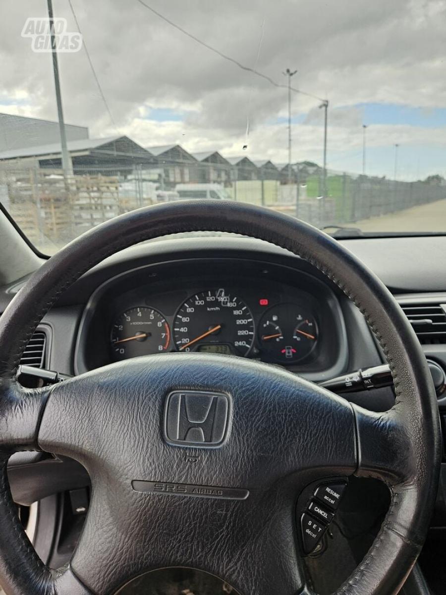 Honda Accord 1999 Klaipėda, ar dzinēja tilpumu 2.00 L un nobraukumu 343 tūkst. km par 2200 €, foto 15 vietnē AUTOMOTO.COM.LV