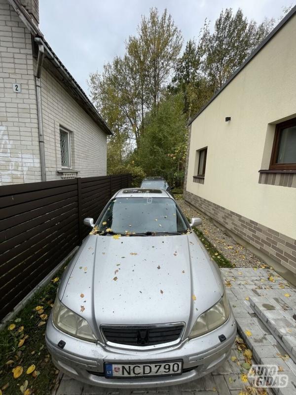 Honda Accord 2001 in Vilnius, with an engine capacity of 2.00 L and mileage of 381 thousand km for 900 €, photo 3 on AUTOMOTO.COM.LV