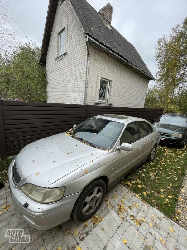 Honda Accord 2001 in Vilnius, with an engine capacity of 2.00 L and mileage of 381 thousand km for 900 €, photo 4 on AUTOMOTO.COM.LV