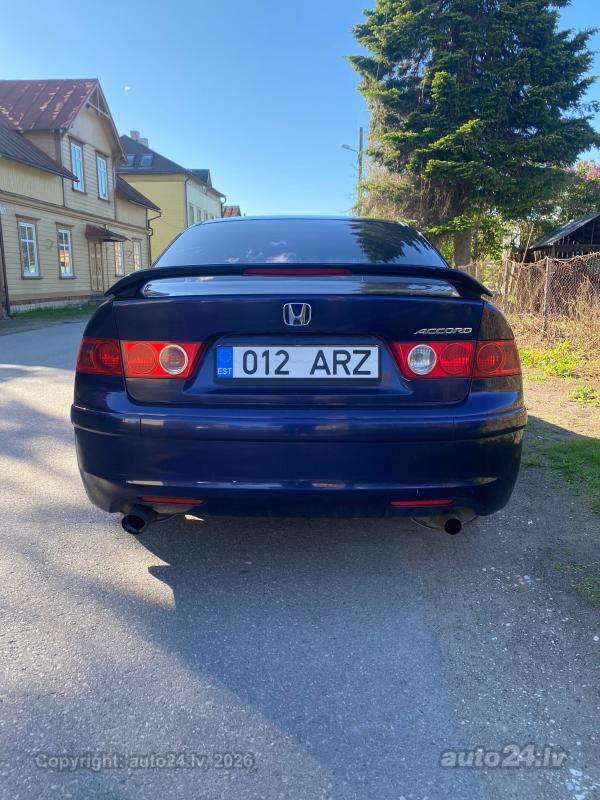 Honda Accord 2003 in Tallinn, with an engine capacity of 2.40 L and mileage of 424 thousand km for 999 €, photo 2 on AUTOMOTO.COM.LV