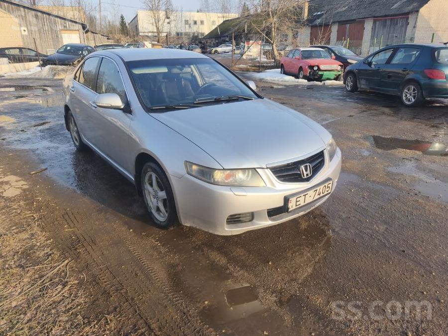 Хонда Аккорд 2003 в Резекне, объемом двигателя 2.00 л и пробегом 384 тыс. км за 870 €, фото 4 на AUTOMOTO.COM.LV