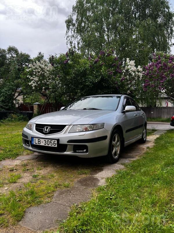 Honda Accord 2004 Rīga, ar dzinēja tilpumu 2.20 L un nobraukumu 295 tūkst. km par 1800 €, foto 2 vietnē AUTOMOTO.COM.LV