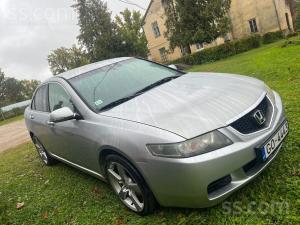 Honda Accord 2004 Aizkraukle, ar dzinēja tilpumu 2.20 L un nobraukumu 273 tūkst. km par 1700 €, foto 4 vietnē AUTOMOTO.COM.LV