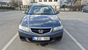 Honda Accord 2004 Kauņa, ar dzinēja tilpumu 2.20 L un nobraukumu 359 tūkst. km par 500 €, foto 3 vietnē AUTOMOTO.COM.LV
