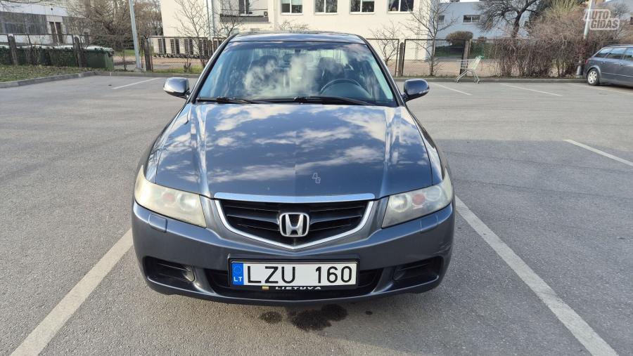 Honda Accord 2004 Kauņa, ar dzinēja tilpumu 2.20 L un nobraukumu 359 tūkst. km par 500 €, foto 3 vietnē AUTOMOTO.COM.LV
