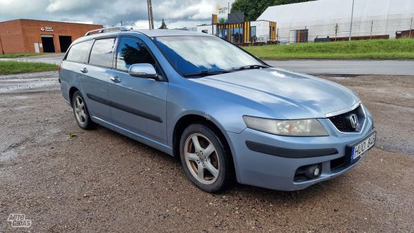 Honda Accord 2004 in Siauliai, with an engine capacity of 2.20 L and mileage of 250 thousand km for 650 €, photo 6 on AUTOMOTO.COM.LV