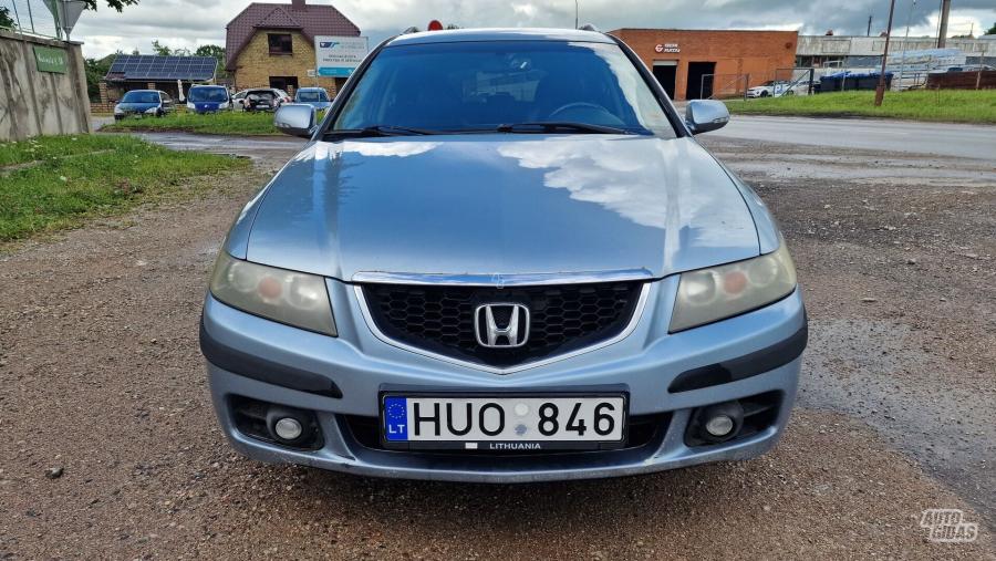 Honda Accord 2004 Šauļi, ar dzinēja tilpumu 2.20 L un nobraukumu 250 tūkst. km par 650 €, foto 8 vietnē AUTOMOTO.COM.LV