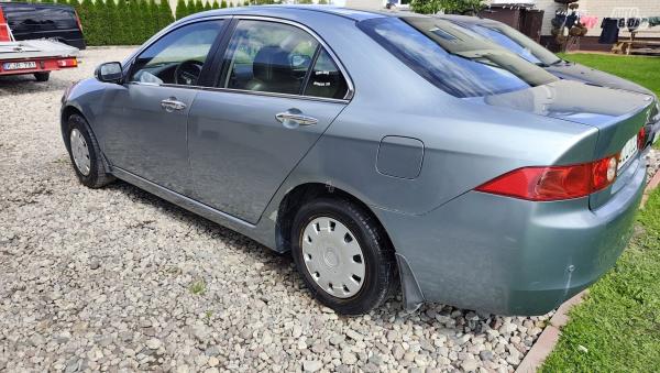 Honda Accord 2004 Marijampole, ar dzinēja tilpumu 2.00 L un nobraukumu 295 tūkst. km par 400 €, foto 6 vietnē AUTOMOTO.COM.LV