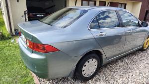 Honda Accord 2004 in Marijampole, with an engine capacity of 2.00 L and mileage of 295 thousand km for 400 €, photo 5 on AUTOMOTO.COM.LV