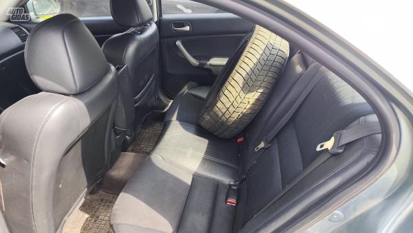 Honda Accord 2004 in Marijampole, with an engine capacity of 2.00 L and mileage of 295 thousand km for 400 €, photo 7 on AUTOMOTO.COM.LV