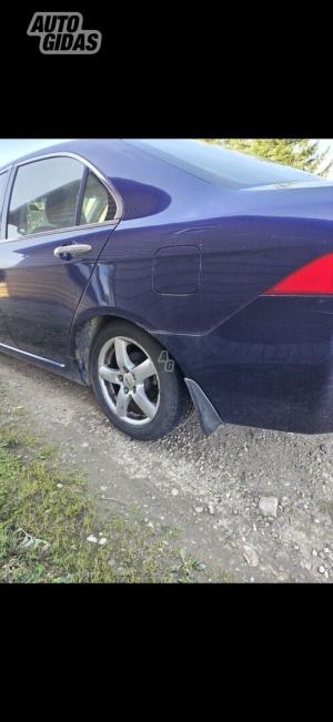 Honda Accord 2004 in Ukmerge, with an engine capacity of 2.00 L and mileage of 180 thousand km for 850 €, photo 7 on AUTOMOTO.COM.LV