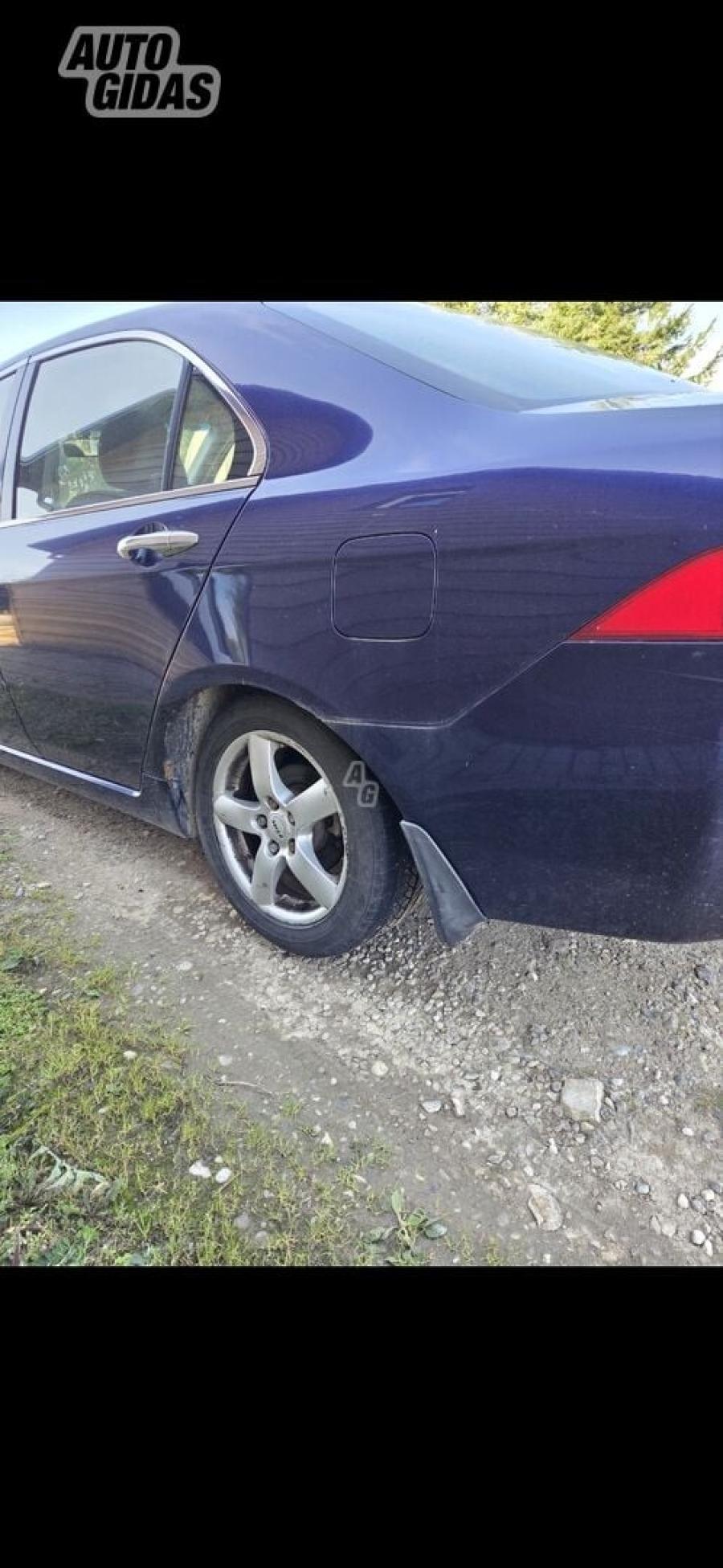Honda Accord 2004 in Ukmerge, with an engine capacity of 2.00 L and mileage of 180 thousand km for 850 €, photo 7 on AUTOMOTO.COM.LV