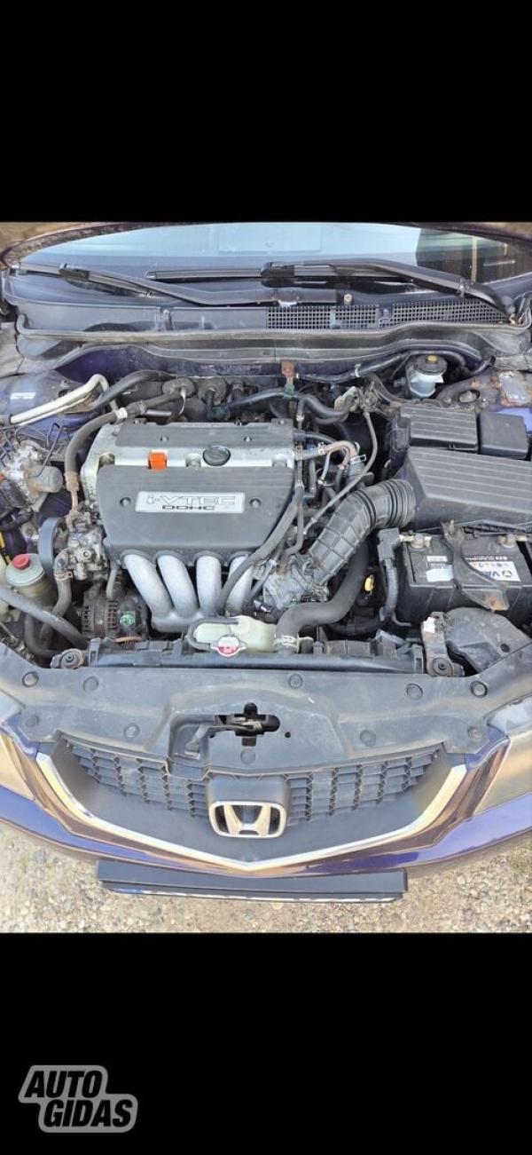 Honda Accord 2004 in Ukmerge, with an engine capacity of 2.00 L and mileage of 180 thousand km for 850 €, photo 8 on AUTOMOTO.COM.LV