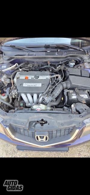 Honda Accord 2004 in Ukmerge, with an engine capacity of 2.00 L and mileage of 180 thousand km for 850 €, photo 8 on AUTOMOTO.COM.LV