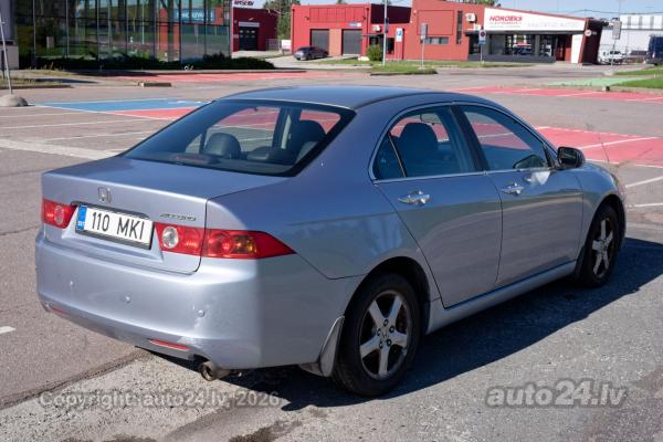 Honda Accord 2004 in Tallinn on AUTOMOTO.COM.LV Honda Accord 2004 in Tallinn, with an engine capacity of 2.00 L and mileage of 226 thousand km for 1500 €, photo 6 on AUTOMOTO.COM.LV