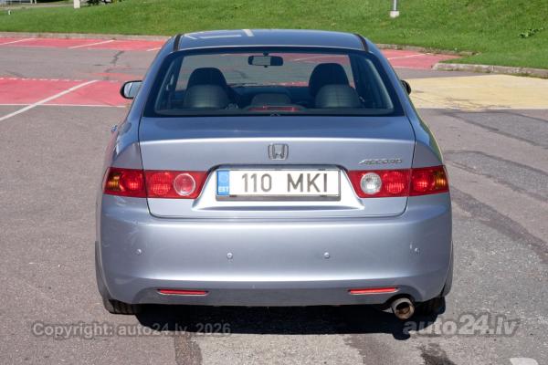 Honda Accord 2004 in Tallinn on AUTOMOTO.COM.LV Honda Accord 2004 in Tallinn, with an engine capacity of 2.00 L and mileage of 226 thousand km for 1500 €, photo 7 on AUTOMOTO.COM.LV