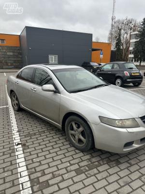 Honda Accord 2005 Alīta, ar dzinēja tilpumu 2.20 L un nobraukumu 361 tūkst. km par 850 €, foto  vietnē AUTOMOTO.COM.LV