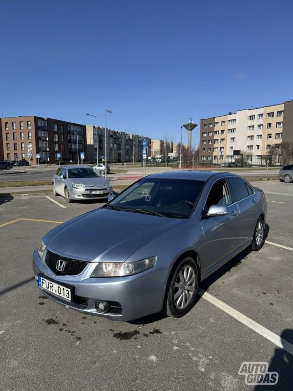 Honda Accord 2005 Kretinga, ar dzinēja tilpumu 2.20 L un nobraukumu 400 tūkst. km par 800 €, foto 1 vietnē AUTOMOTO.COM.LV