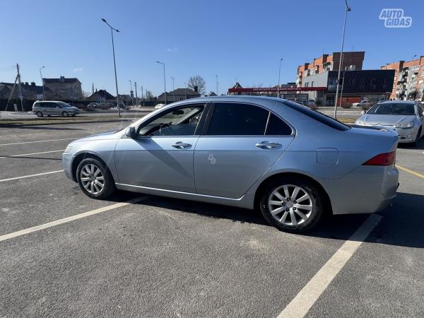 Honda Accord 2005 Kretinga, ar dzinēja tilpumu 2.20 L un nobraukumu 400 tūkst. km par 800 €, foto 3 vietnē AUTOMOTO.COM.LV