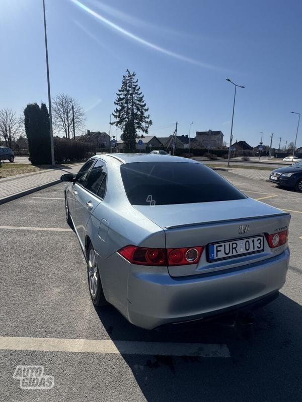 Honda Accord 2005 Kretinga, ar dzinēja tilpumu 2.20 L un nobraukumu 400 tūkst. km par 800 €, foto 5 vietnē AUTOMOTO.COM.LV